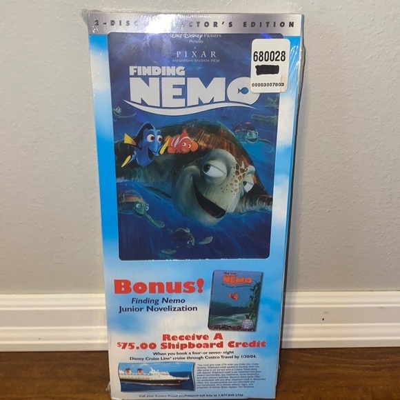 Disney | Media | Walt Disney Pictures Finding Nemo 2 Disc Collectors ...